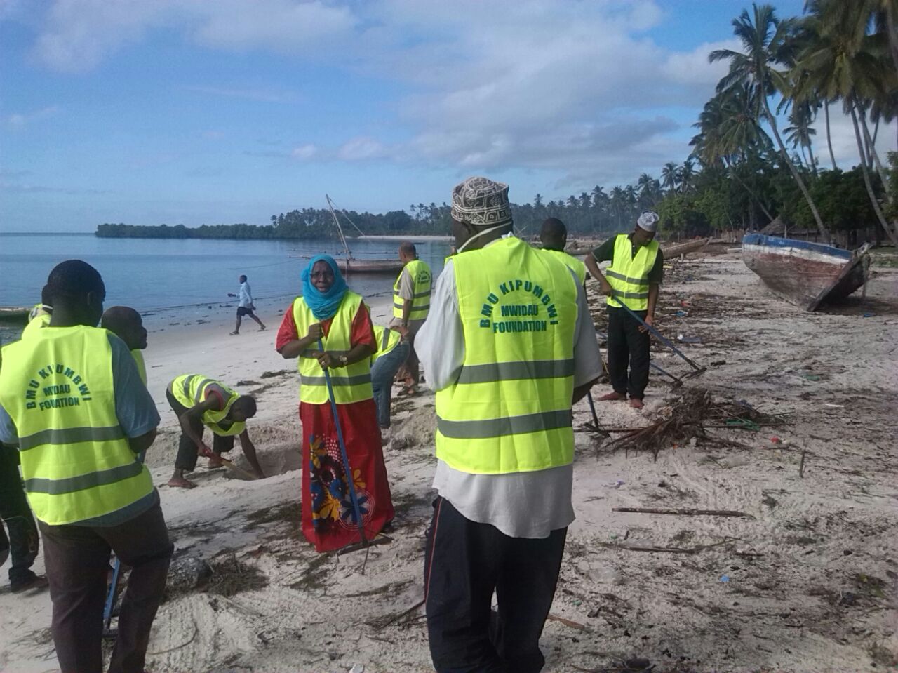 Community awareness of the impacts of poor waste management | PANORAMA